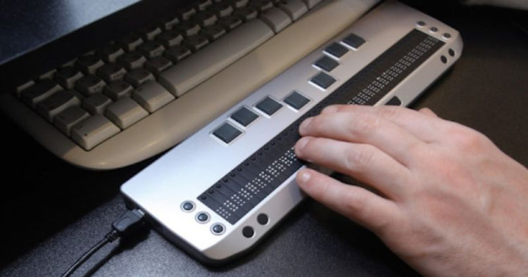 Choosing the Right Keyboard for Blind People: What Features Matter Mos